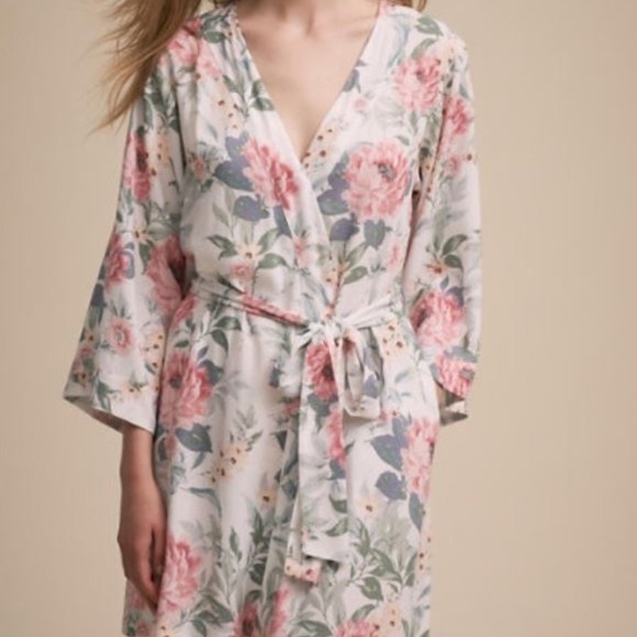 Yumi Kim | Intimates & Sleepwear | Yumi Kim Breathless Rose Robe | Poshmark